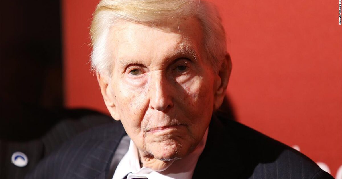 Umro je medijski magnat Sumner Redstone. Bio je vlasnik CBS-a, MTV-ja ...