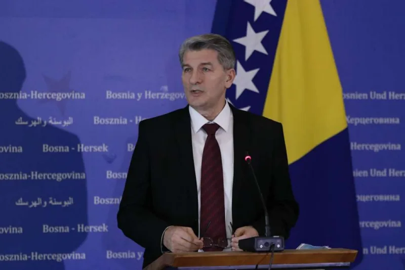 Mehmedović traži istragu protiv Vučića: Otvoriti slučaj ratnih zločina ...