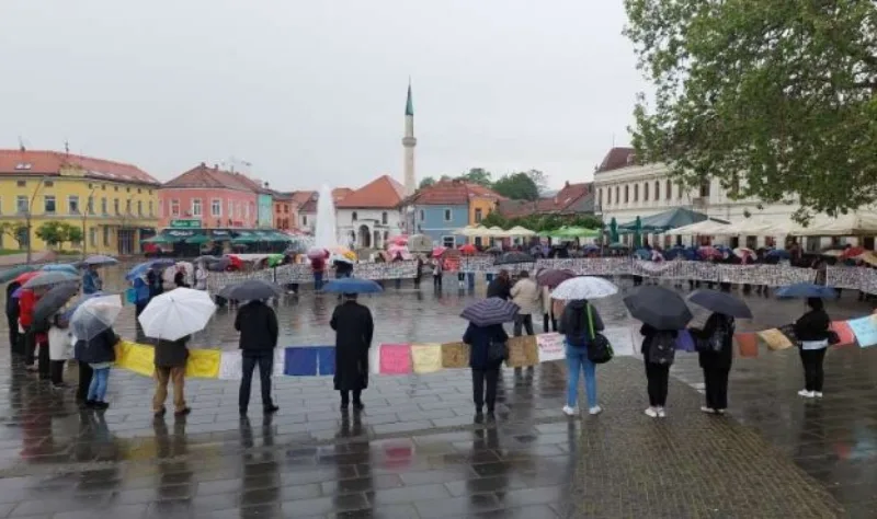 Majke Srebrenice apeluju na porodice da daju saglasnost za ukop žrtava ...