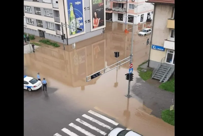 Doboj: Ulice pod vodom nakon velikog nevremena