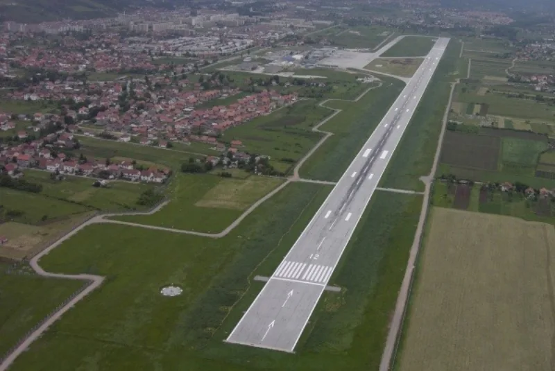 Aerodrom Sarajevo će graditi brzi izlaz sa piste. Avioni neće morati ...