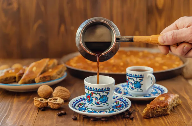 Gotovo svi griješe kada kuhaju tursku kafu: Ovo je jedini ispravan ...