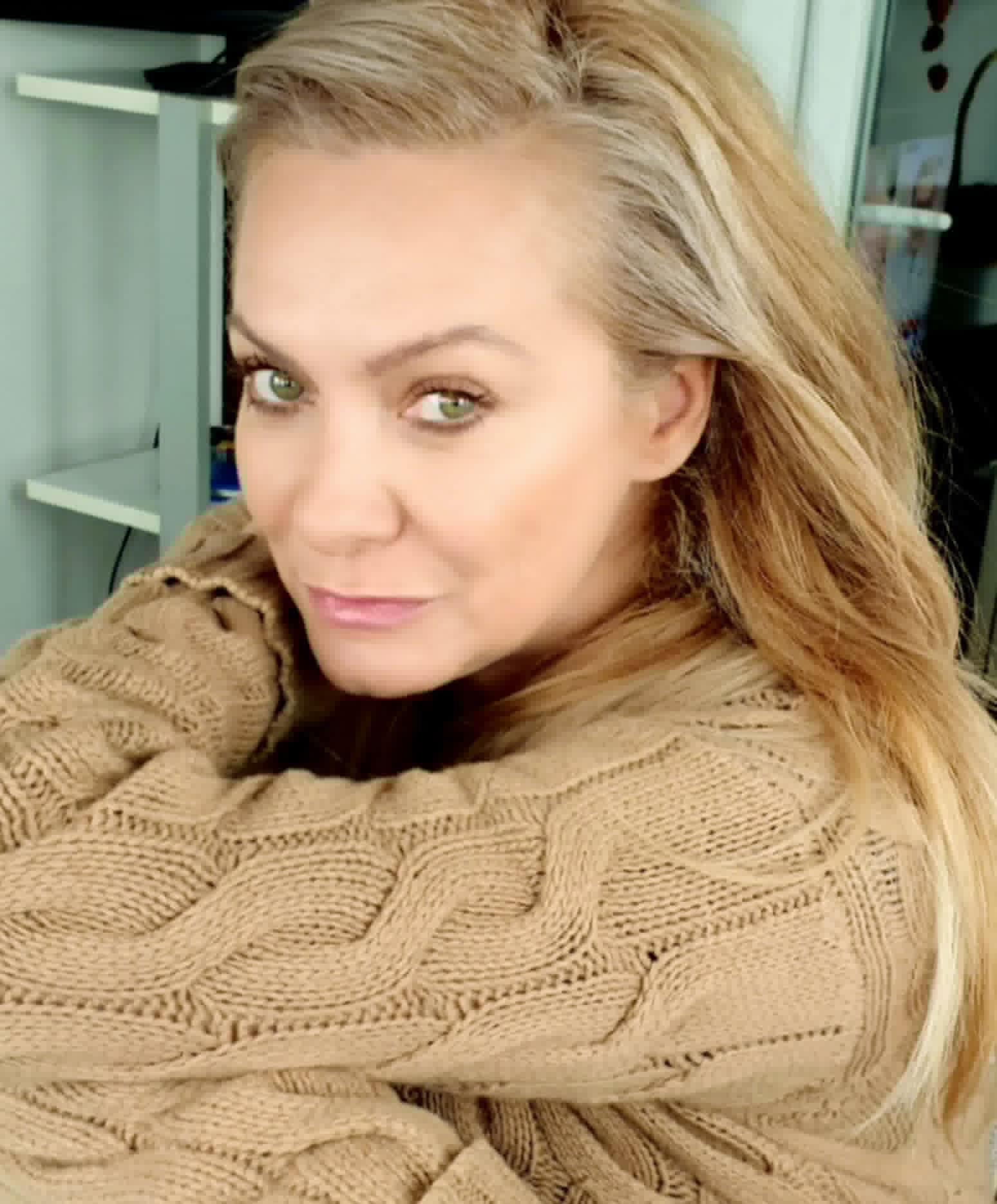 Inela Nogić, Miss opkoljenog Sarajeva, pred objavljivanje biografske ...